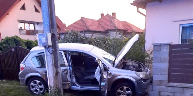 Bărbat decedat într-un grav accident rutier pe raza comunei Merișani | Foto Press 24